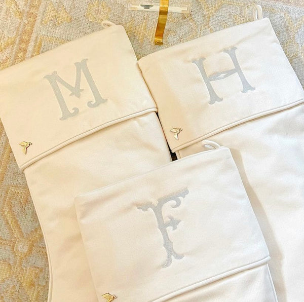 Single Antique Chic Font for Embroidery – Shuler Studio