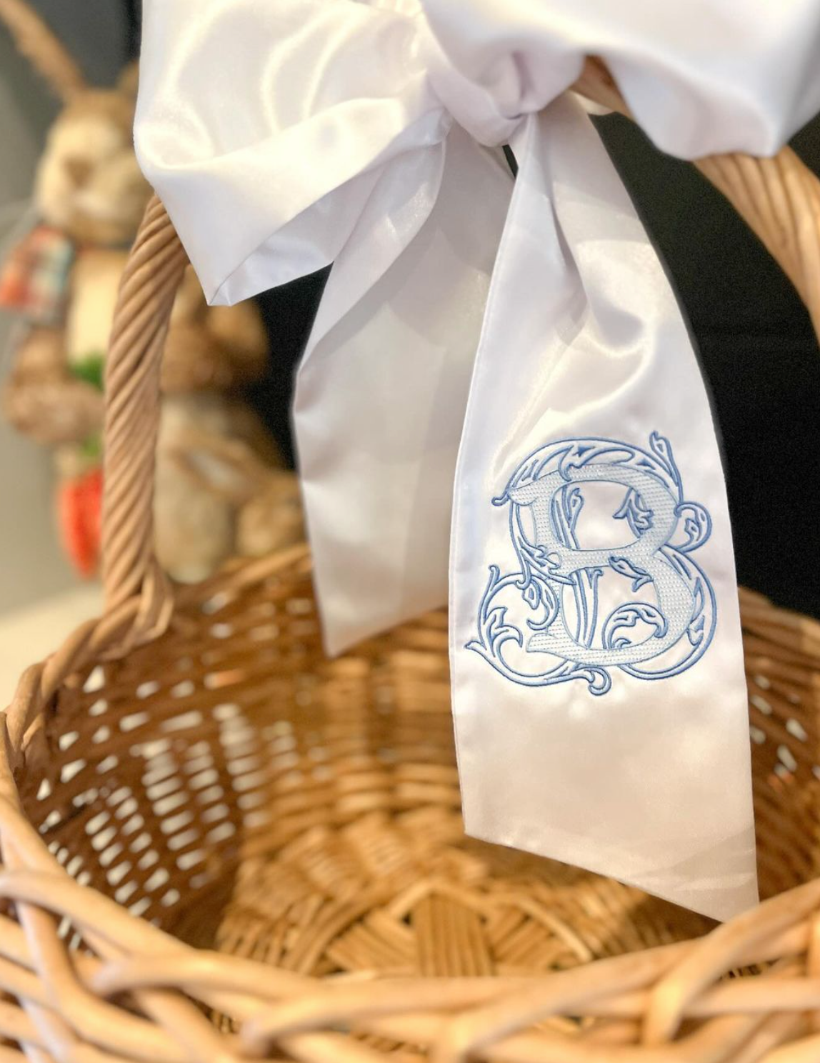 Single Vine Font for Embroidery – Shuler Studio