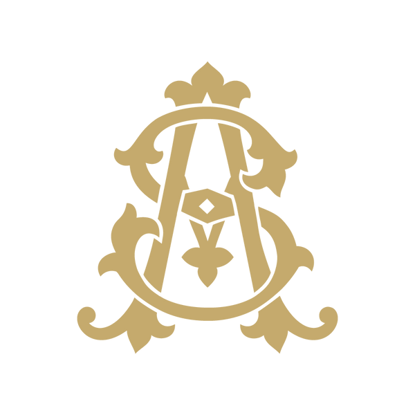 Monogram Chic AS – Shuler Studio